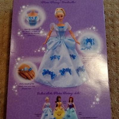 DISNEY PRINCESS FLUTTER FANTASY CINDERELLA 2002 | EstateSales.org