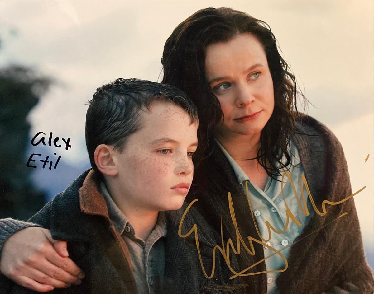 The Water Horse: Legend of the Deep Alex Etel and Emily Watson signed ...