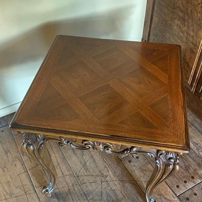 Vintage Dark Wood Claw Foot Square Side End Table | EstateSales.org