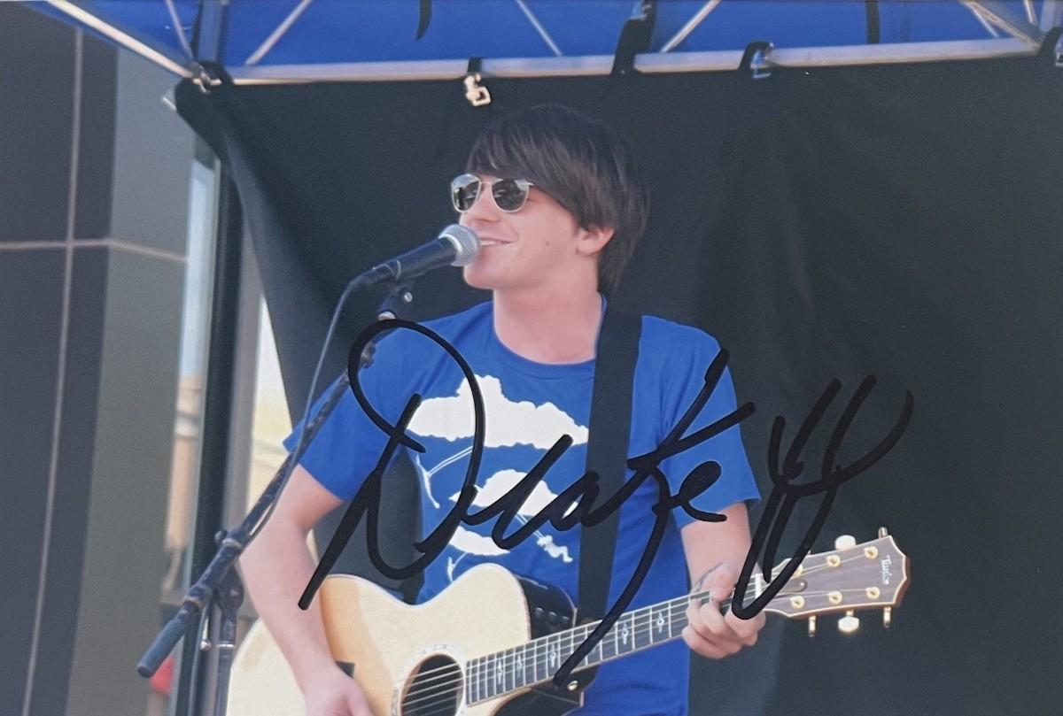 Drake Bell signed photo | EstateSales.org