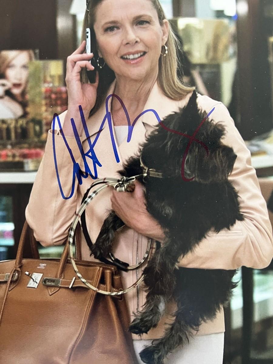 Annette Bening signed photo | EstateSales.org