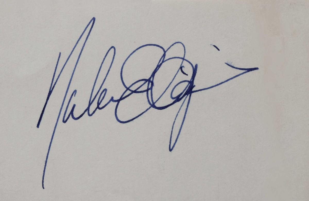 Duke Ellington signature slip | EstateSales.org
