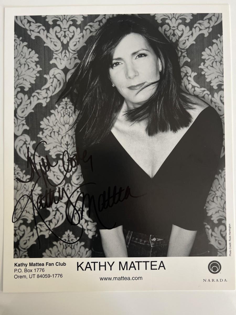 Kathy Mattea signed photo | EstateSales.org