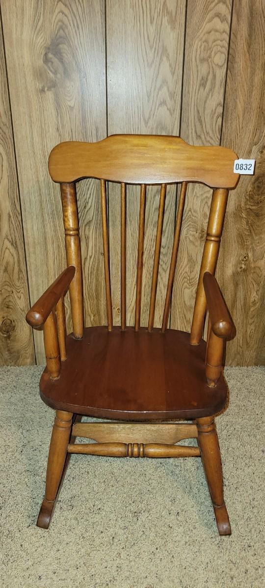 Child/Doll Size Rocking Chair | EstateSales.org