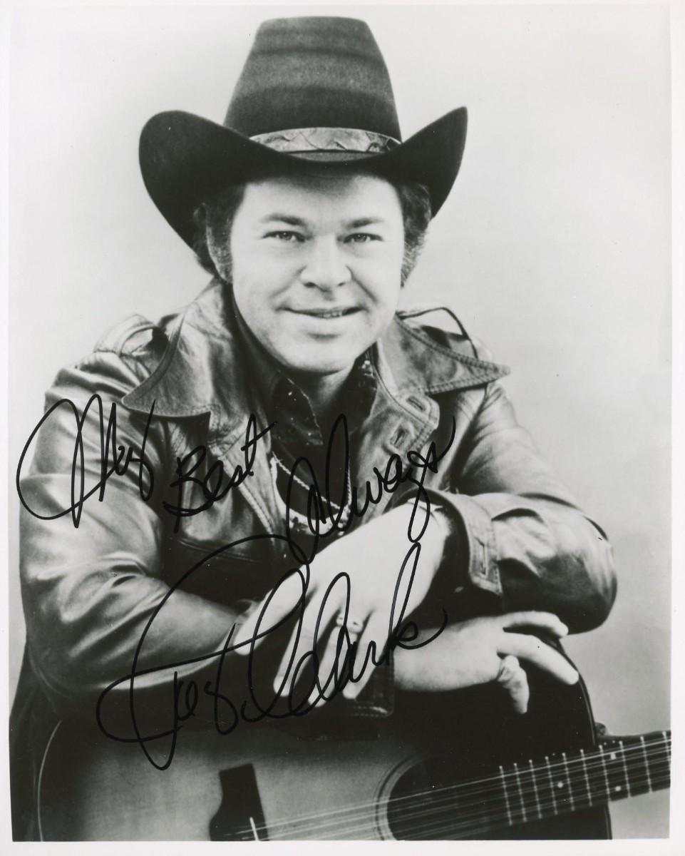 Roy Clark signed photo | EstateSales.org