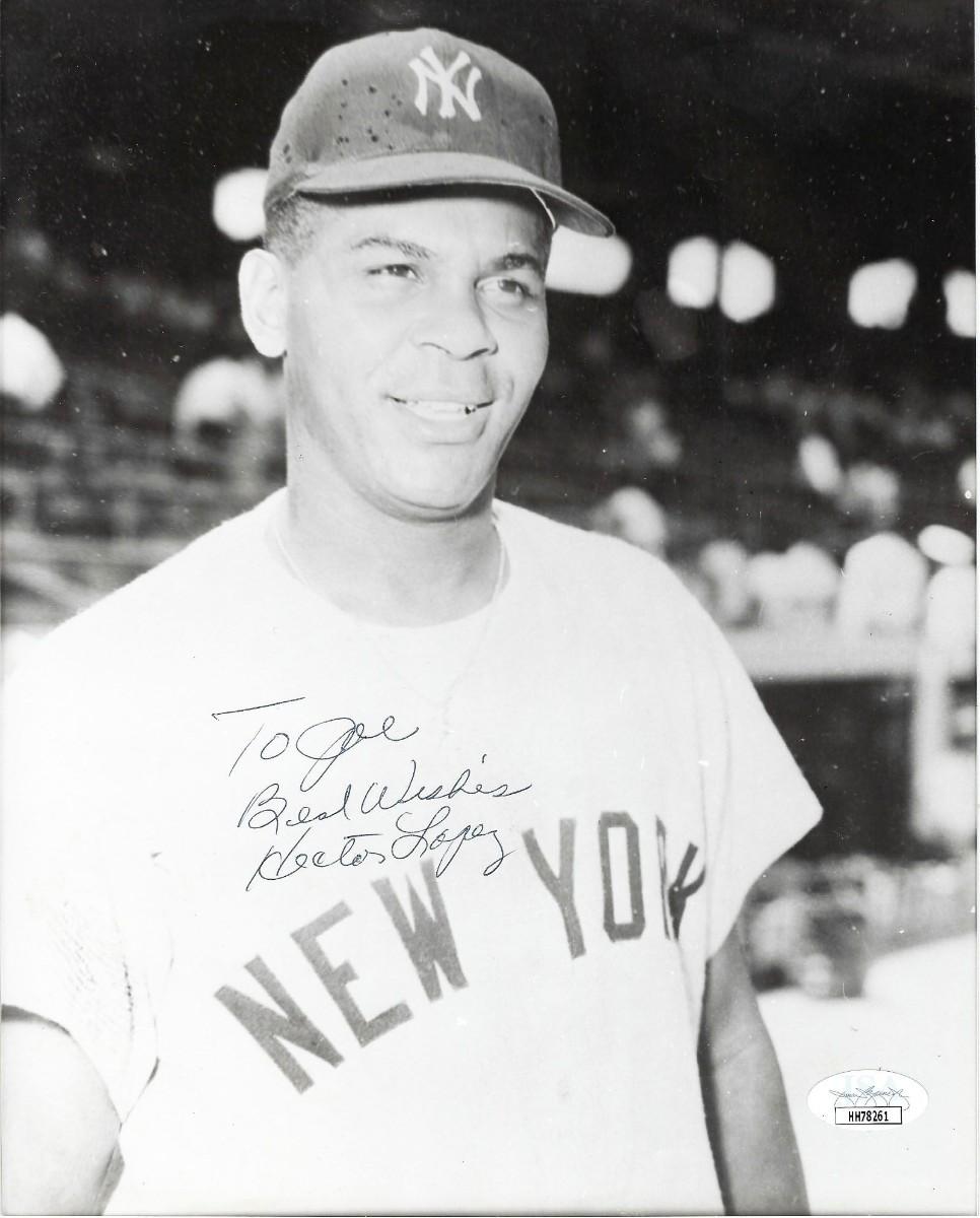 Héctor López signed photo JSA | EstateSales.org