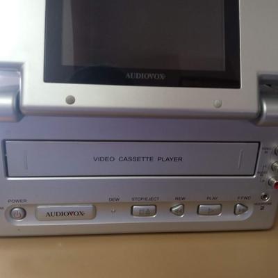 AUDIOVOX VBP2000 PORTABLE VHS PLAYER W/REMOTE | EstateSales.org