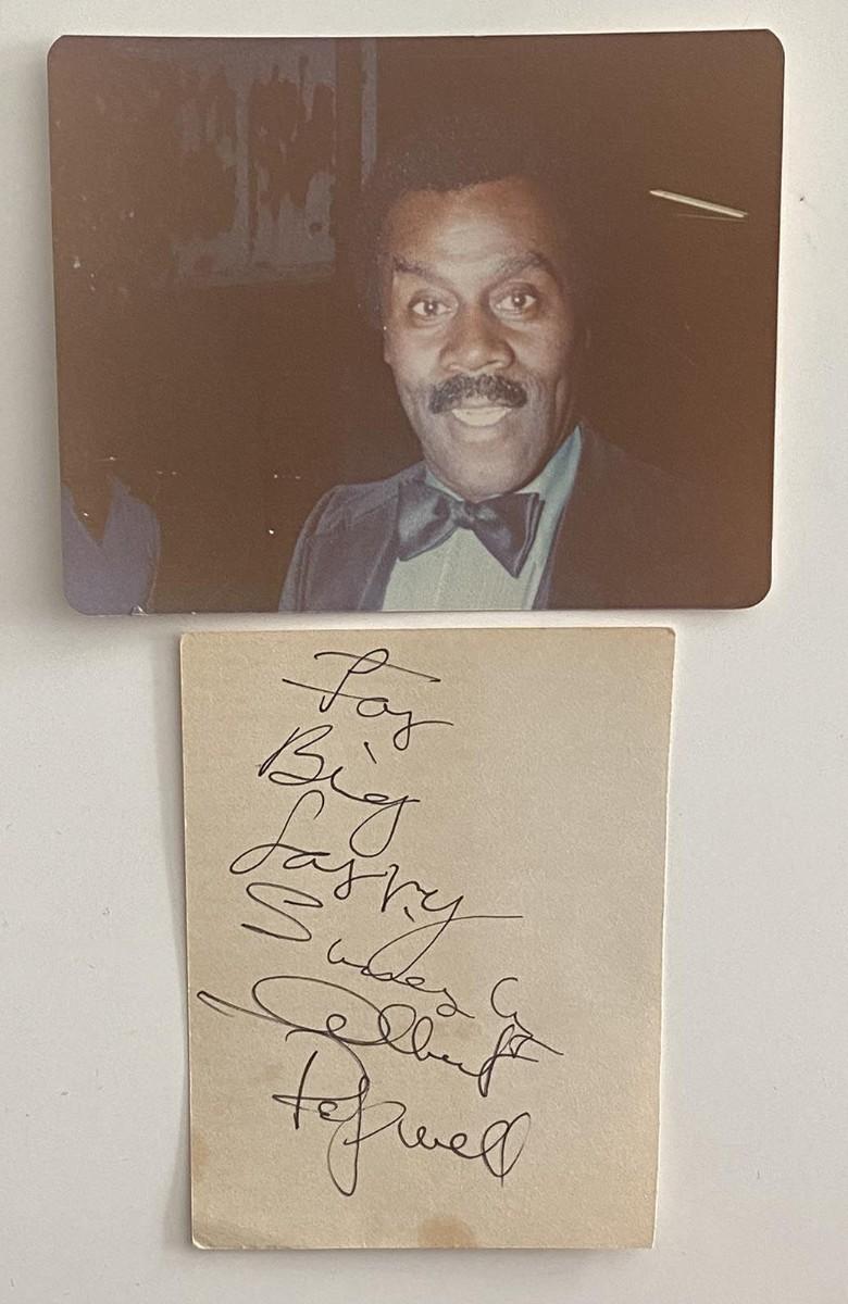 Albert Popwell original signature with photo | EstateSales.org