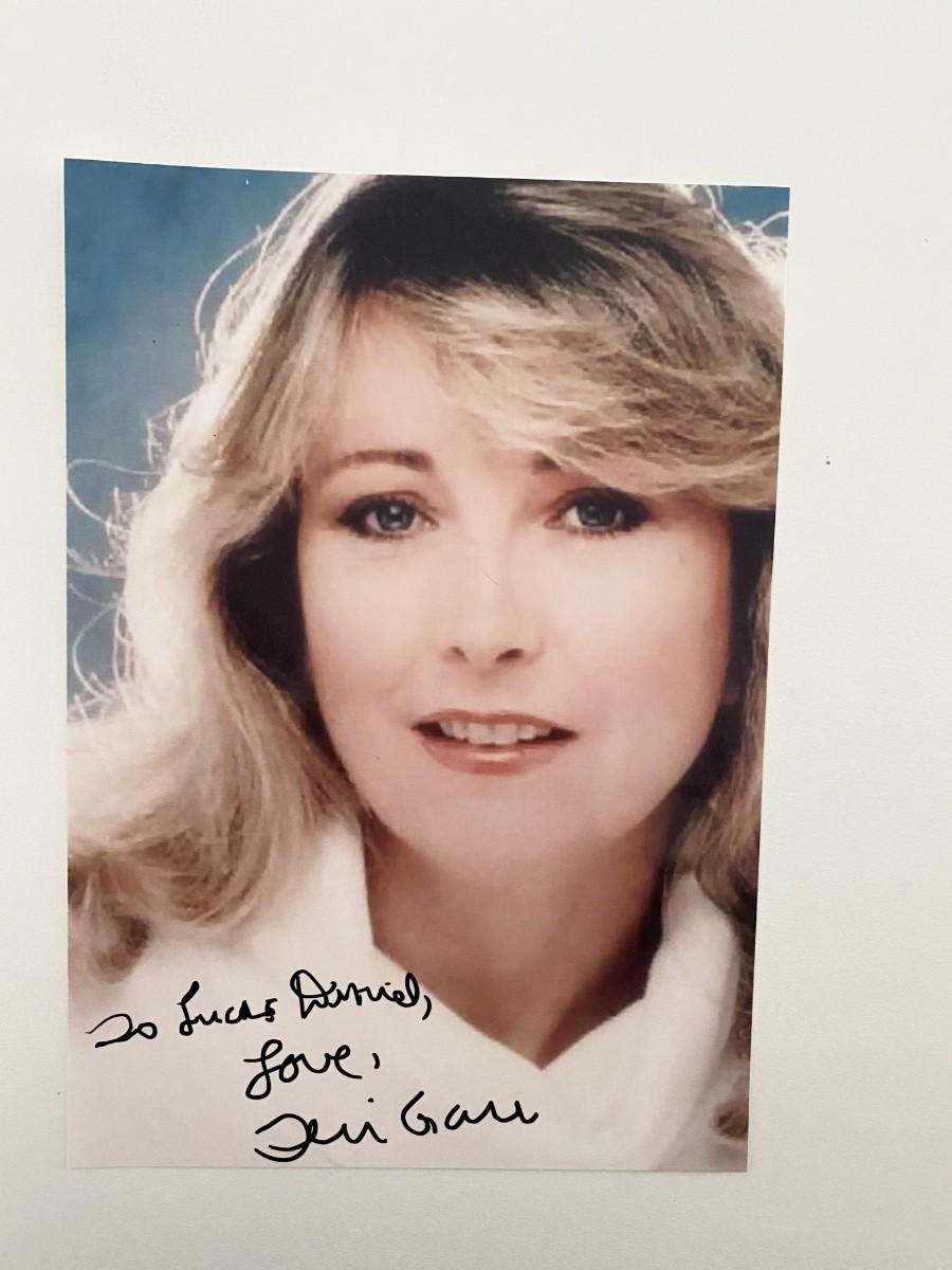 Teri Garr signed photo | EstateSales.org