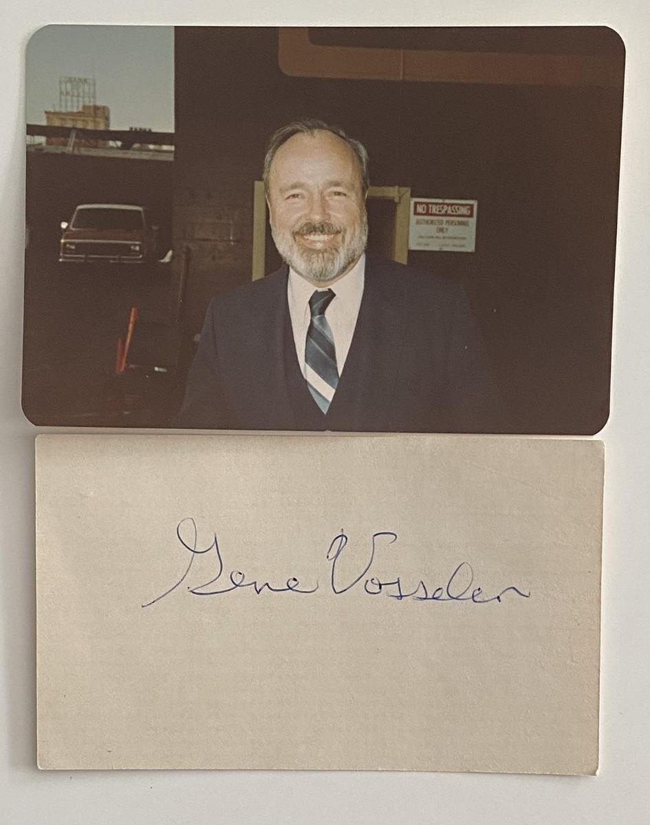 E. Gene Vosseler original signature with photo | EstateSales.org