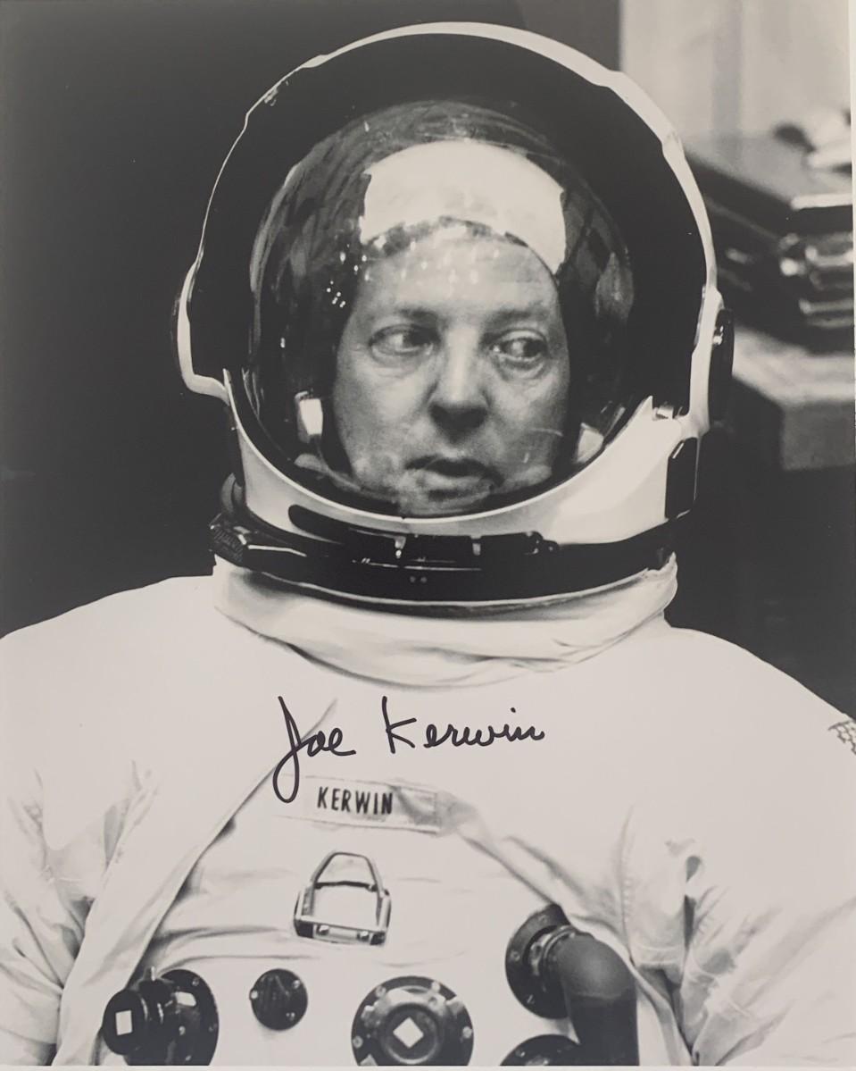 Skylab 2 Astronaut Joe Kerwin signed photo | EstateSales.org