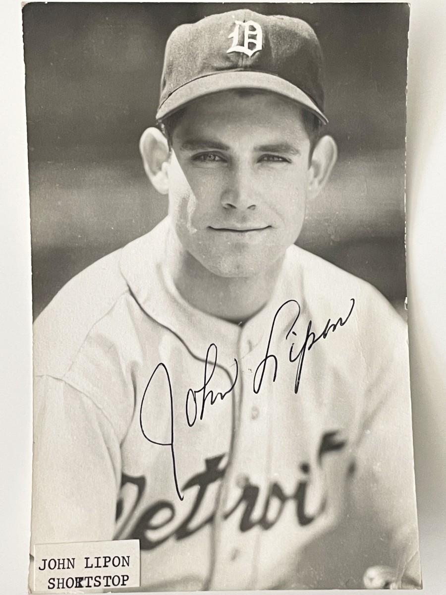 Detroit Tigers John Lipon signed photo | EstateSales.org