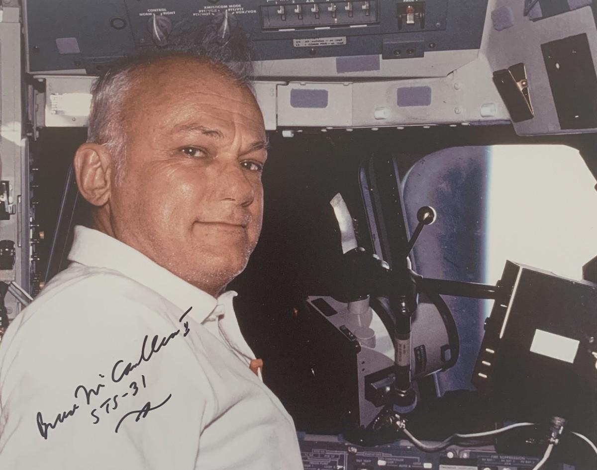 Astronaut Bruce McCandless II signed photo | EstateSales.org