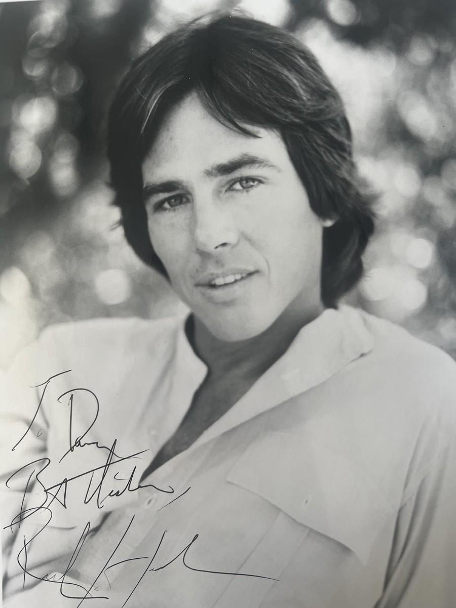 Battlestar Galactica Richard Hatch signed photo | EstateSales.org