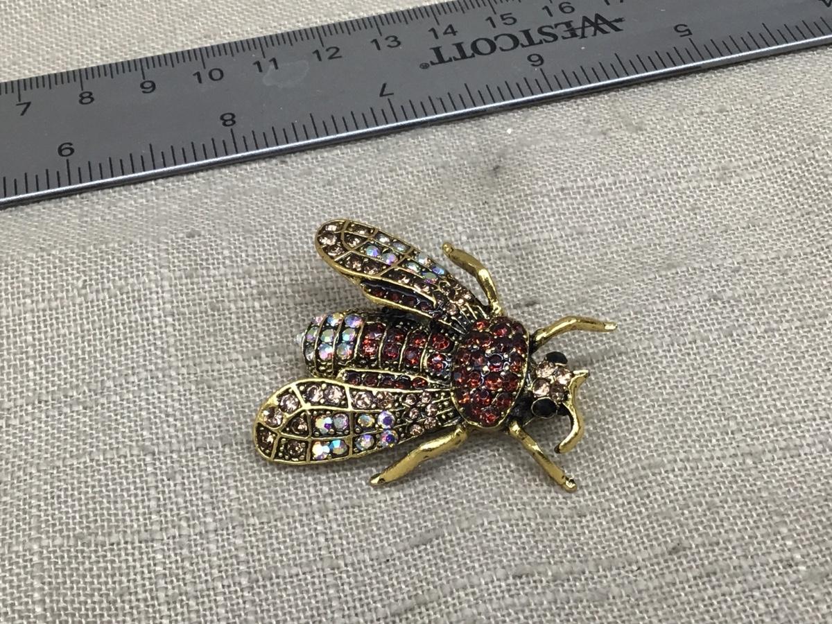 Bee Rhinestone Brooch | EstateSales.org