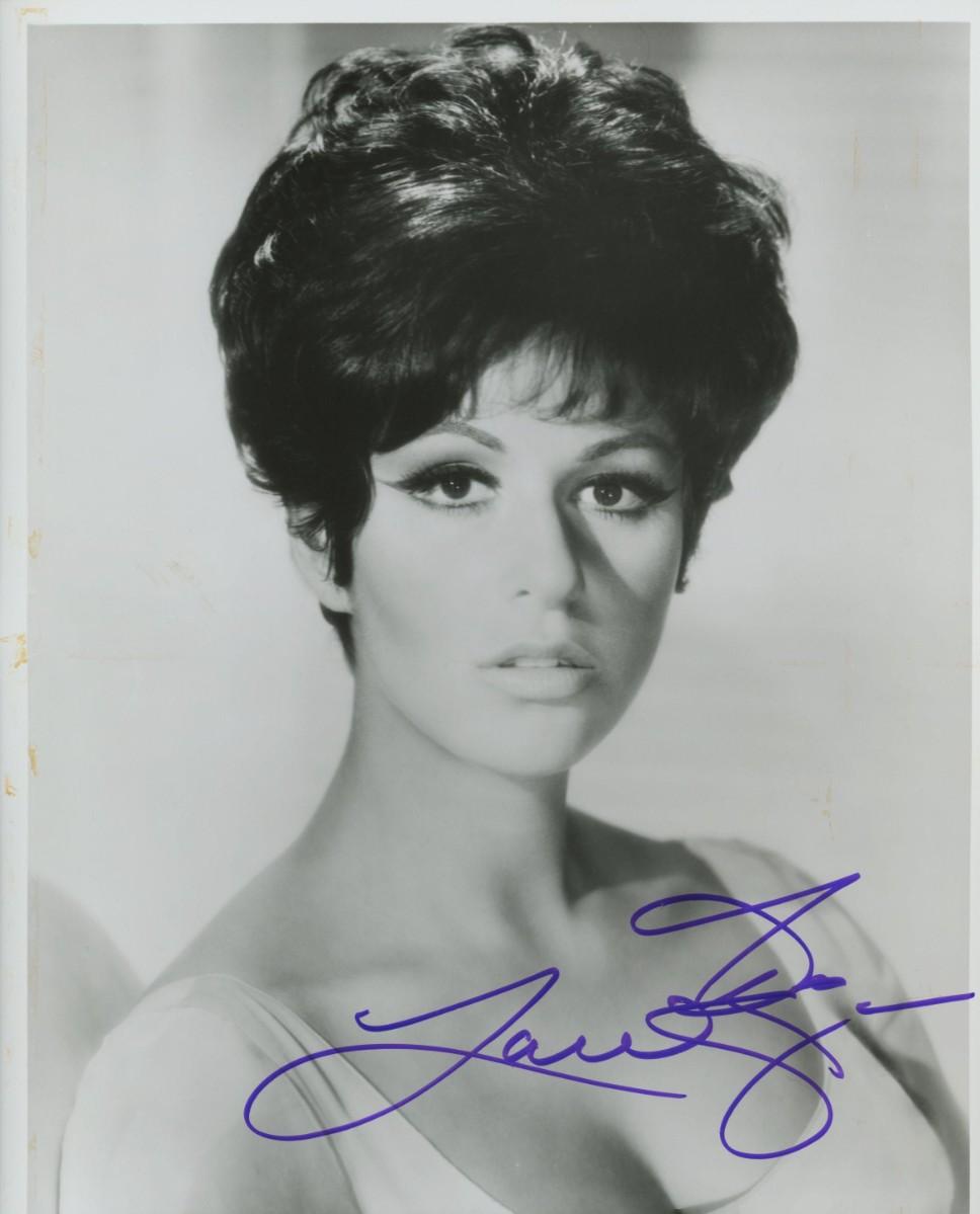 Lainie Kazan signed photo | EstateSales.org