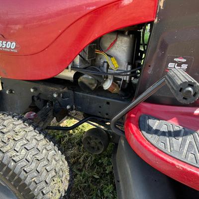 CRAFTSMAN RIDING LAWNMOWER | EstateSales.org