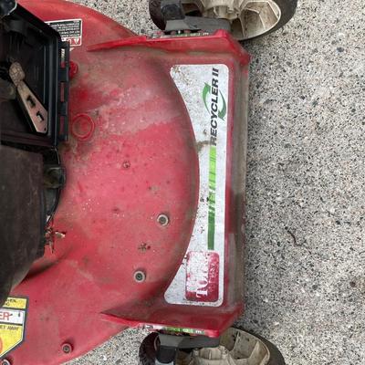 Toro Recycler II | EstateSales.org
