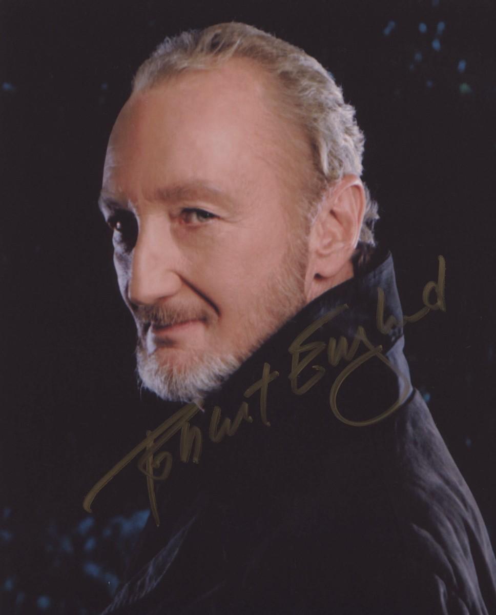 Nightmare on Elm Street Robert Englund signed photo | EstateSales.org