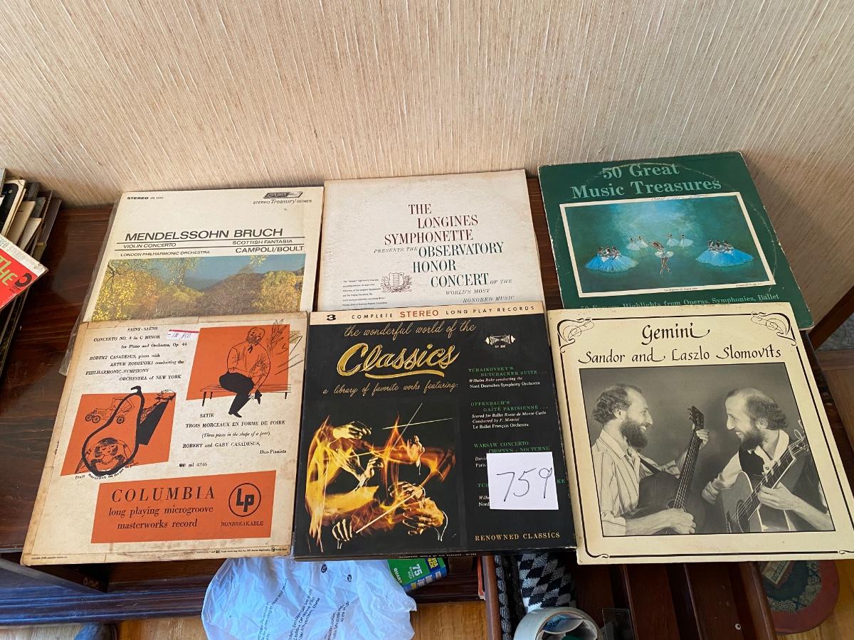 Vintage Records | EstateSales.org