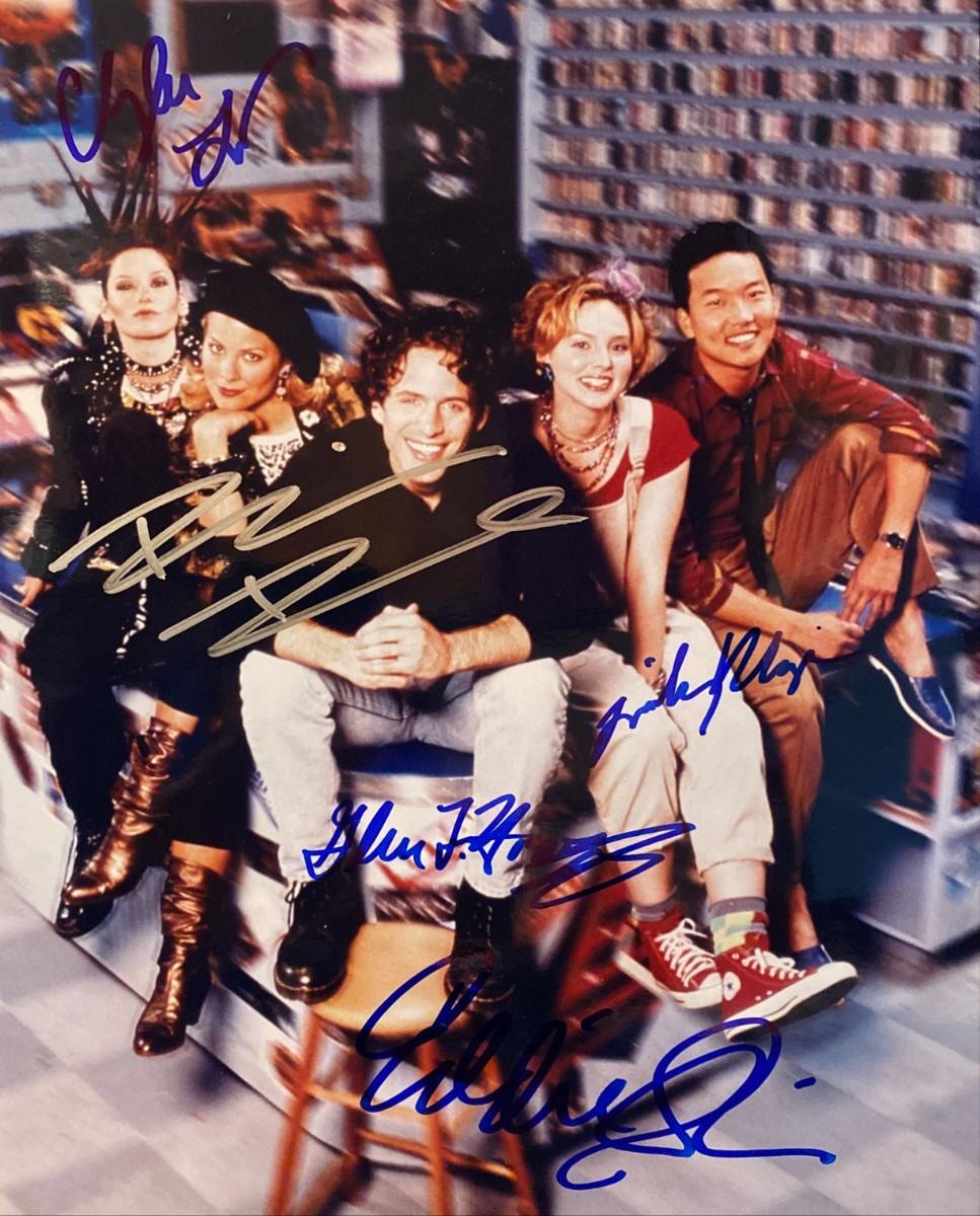 That '80s Show cast signed photo | EstateSales.org