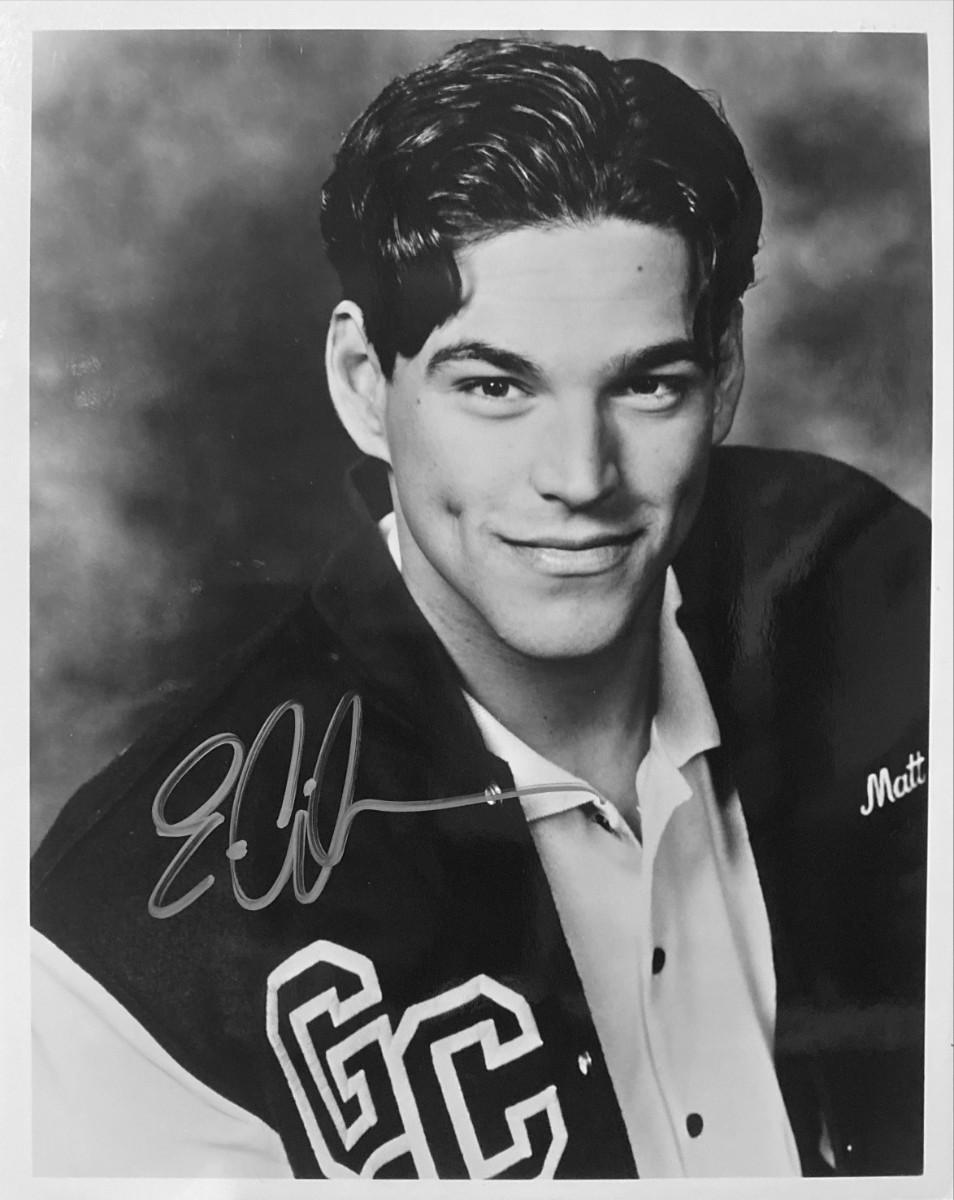 Eddie Cibrian signed photo | EstateSales.org