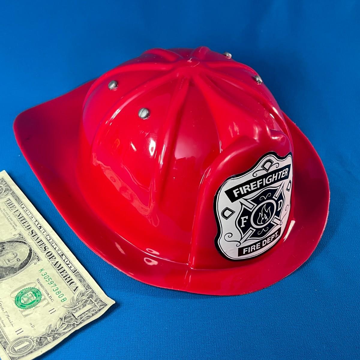 KID’S PLASTIC FIREFIGHTER HELMET | EstateSales.org