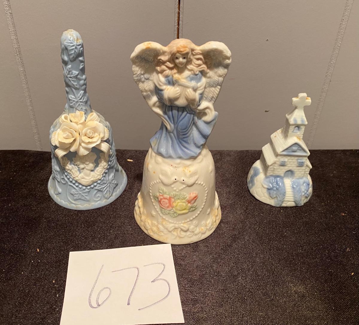 Pretty Bells | EstateSales.org