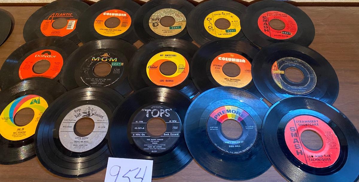 Vintage 45rpm Records | EstateSales.org