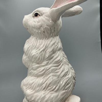 White Ceramic Porcelain Bunny Rabbit Standing up on Hind Legs Figurine ...