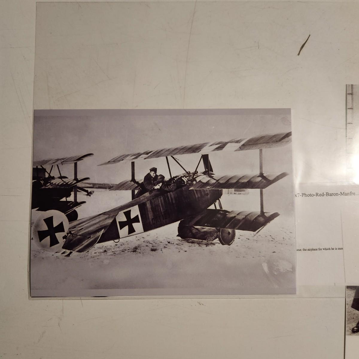 WW1 Plane | EstateSales.org