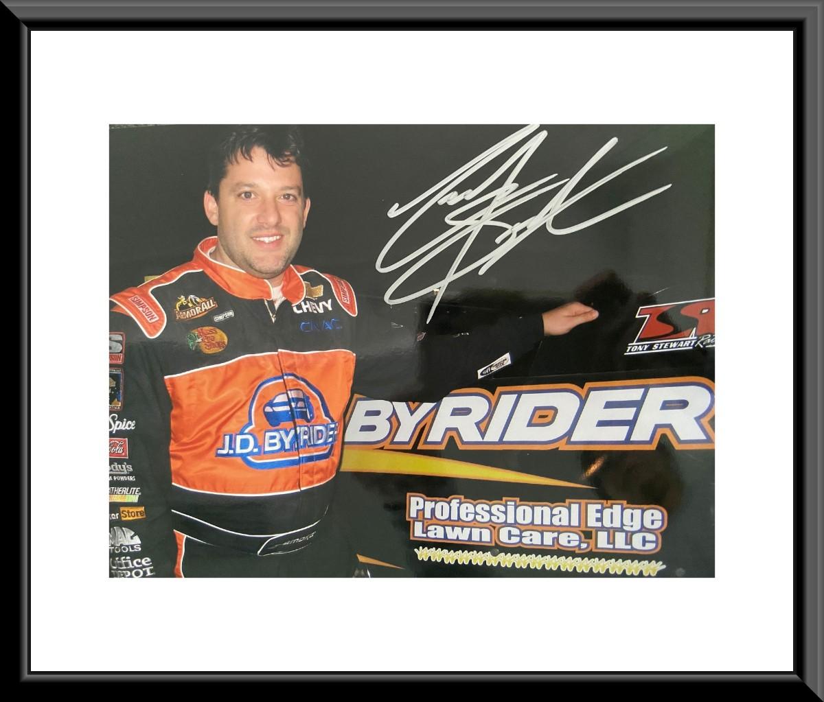 Racing Driver Tony Stewart signed photo | EstateSales.org