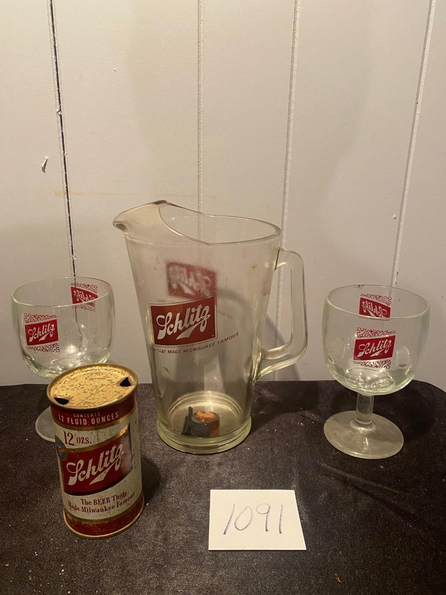 Vintage Schultz Lot | EstateSales.org