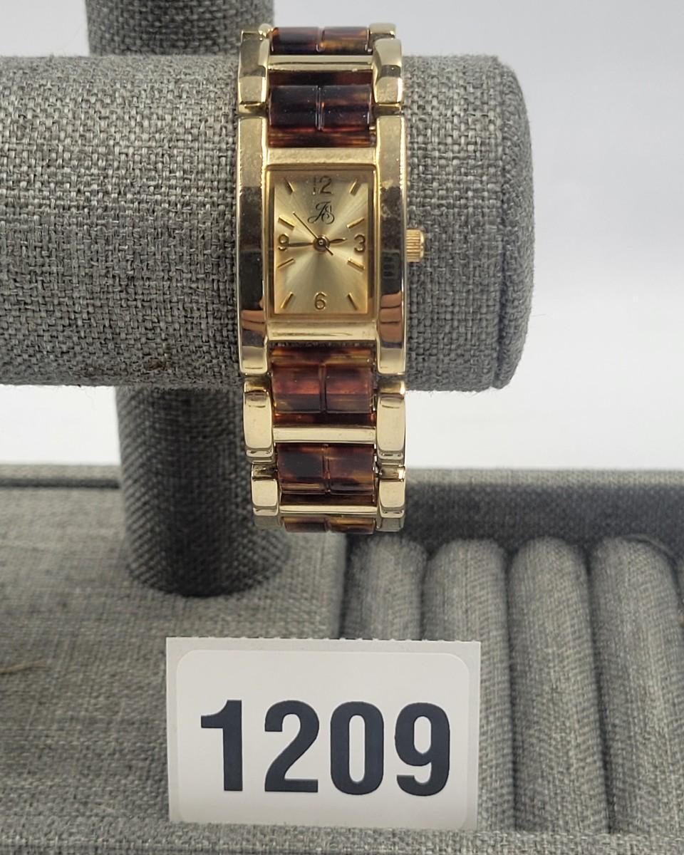 Nice Watch | EstateSales.org