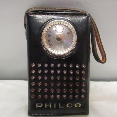 Philco Eight Transistor Radio- Model NT-802BKG | EstateSales.org