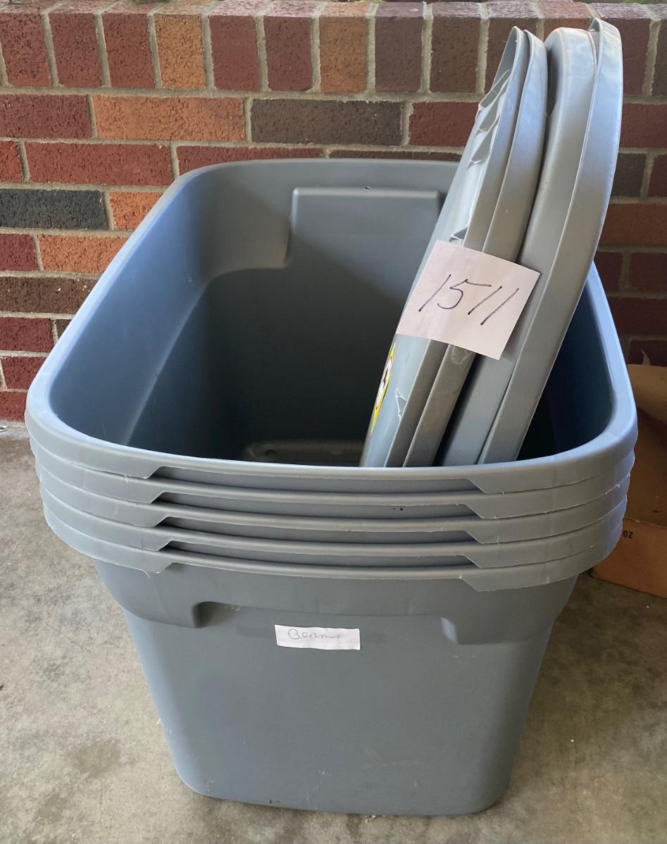 5 Totes with lids | EstateSales.org