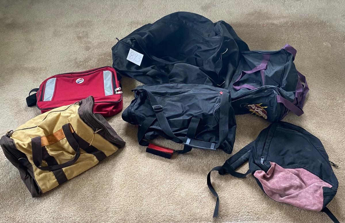 Bag Lot | EstateSales.org