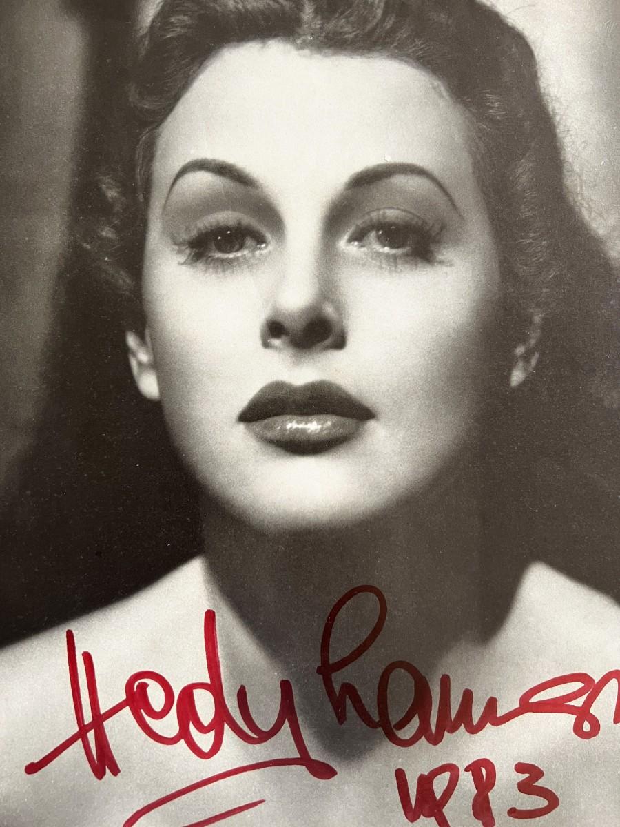 Hedy Lamarr signed photo | EstateSales.org