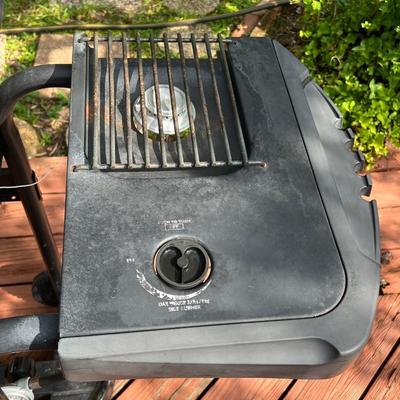 FIESTA ~ Advantis ~ Outdoor Grill ~ Read Details | EstateSales.org