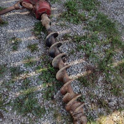 Power Take-Off 3 Point Hitch Auger | EstateSales.org
