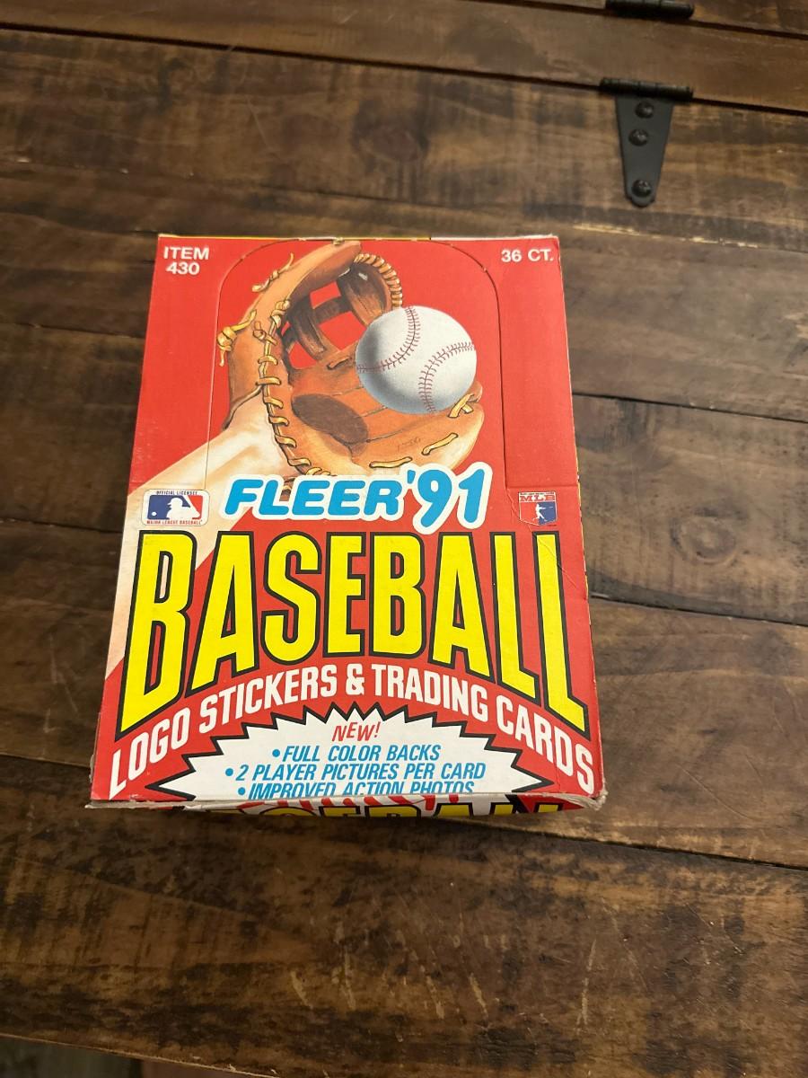 1991 FLEER MLB BOX | EstateSales.org