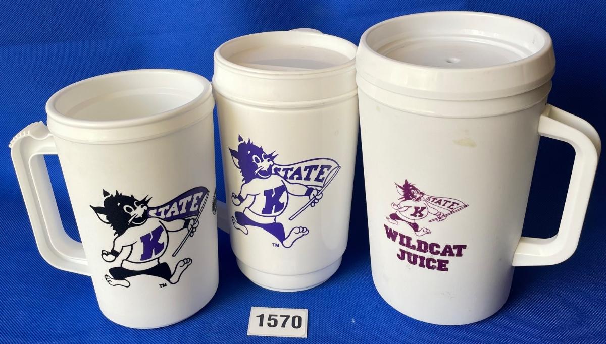 White K-State Mugs | EstateSales.org