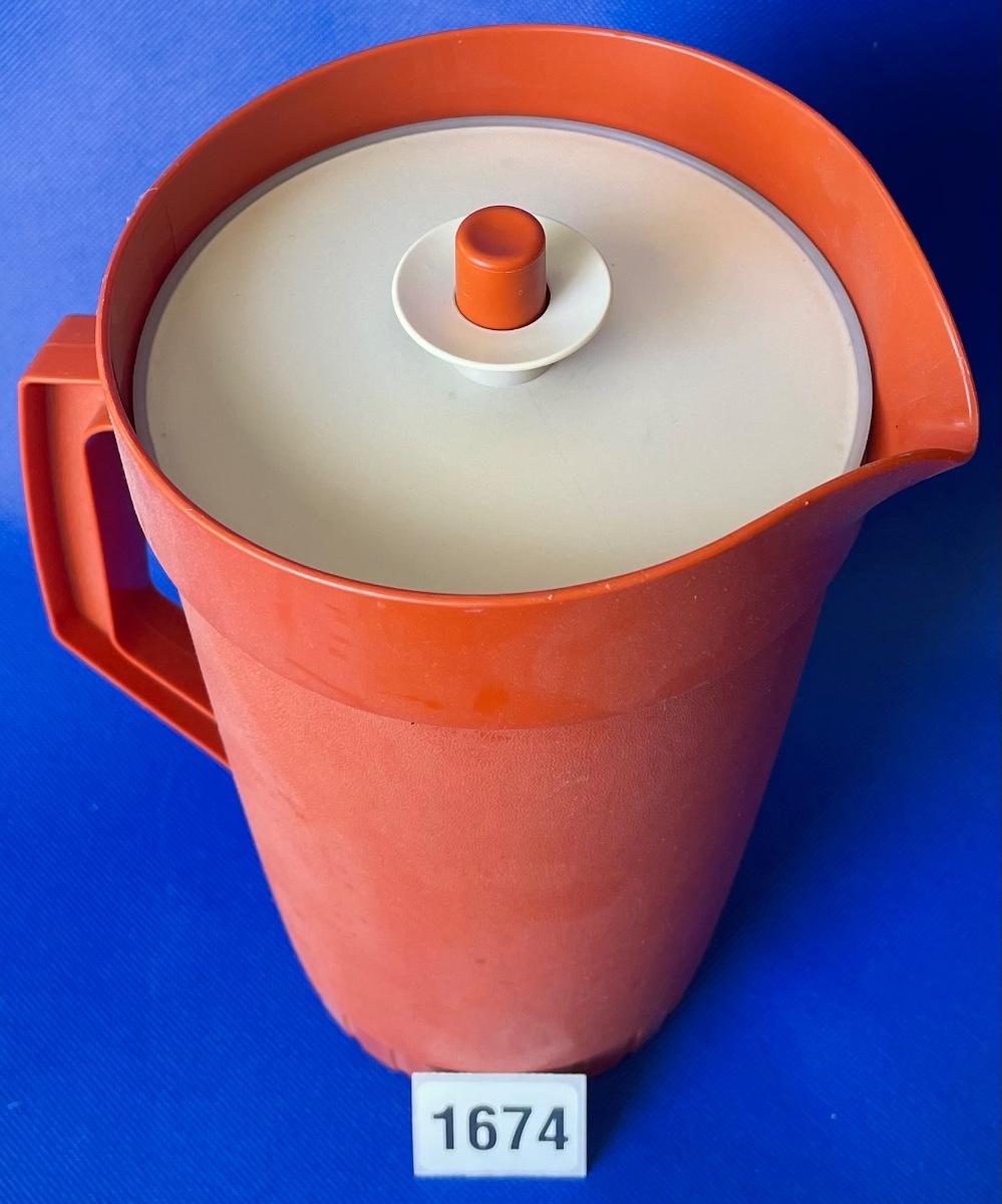 Tupperware Pitcher | EstateSales.org
