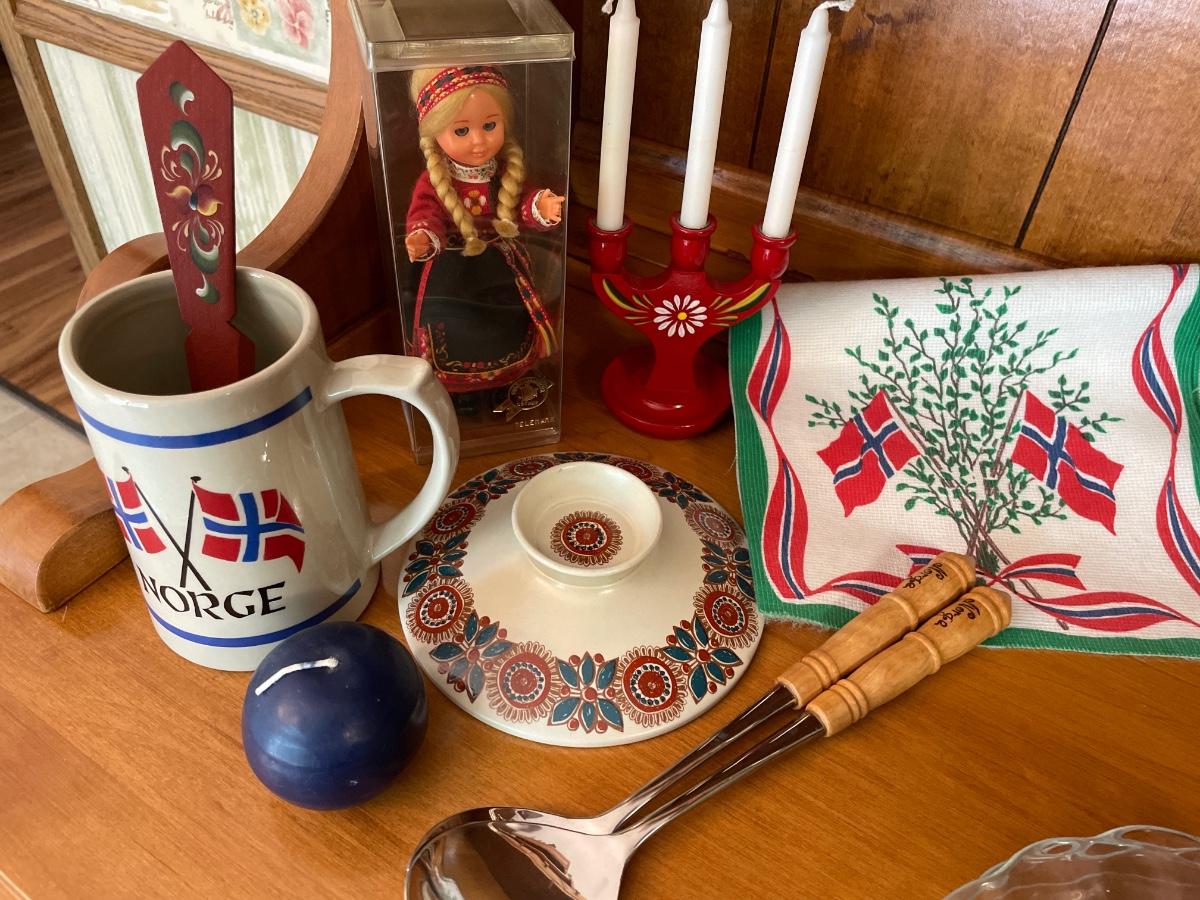 Norway items | EstateSales.org
