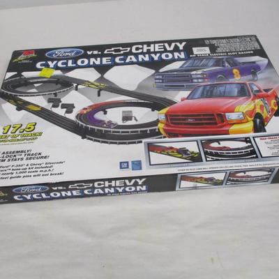 Chevy Cyclone Canyon HO Scale Electric Slot Racing | EstateSales.org