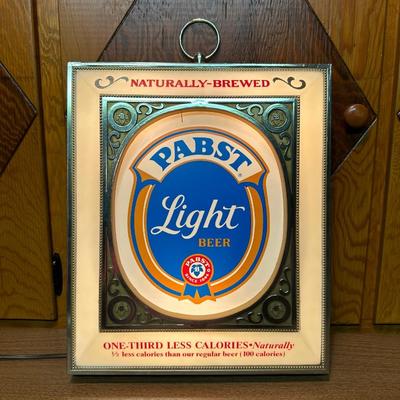 LIGHTED PABST LIGHT BEER SIGN | EstateSales.org