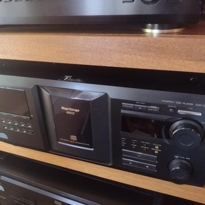 Sony Mega Storage 400 CD Compact Disc Player CDP-CX400 | EstateSales.org