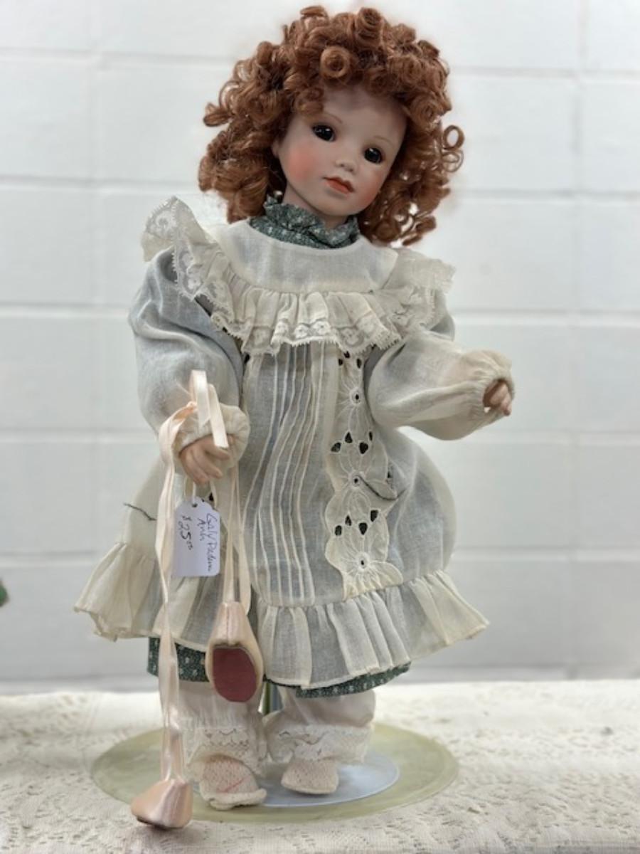 Galy Paden Ann 17" | EstateSales.org