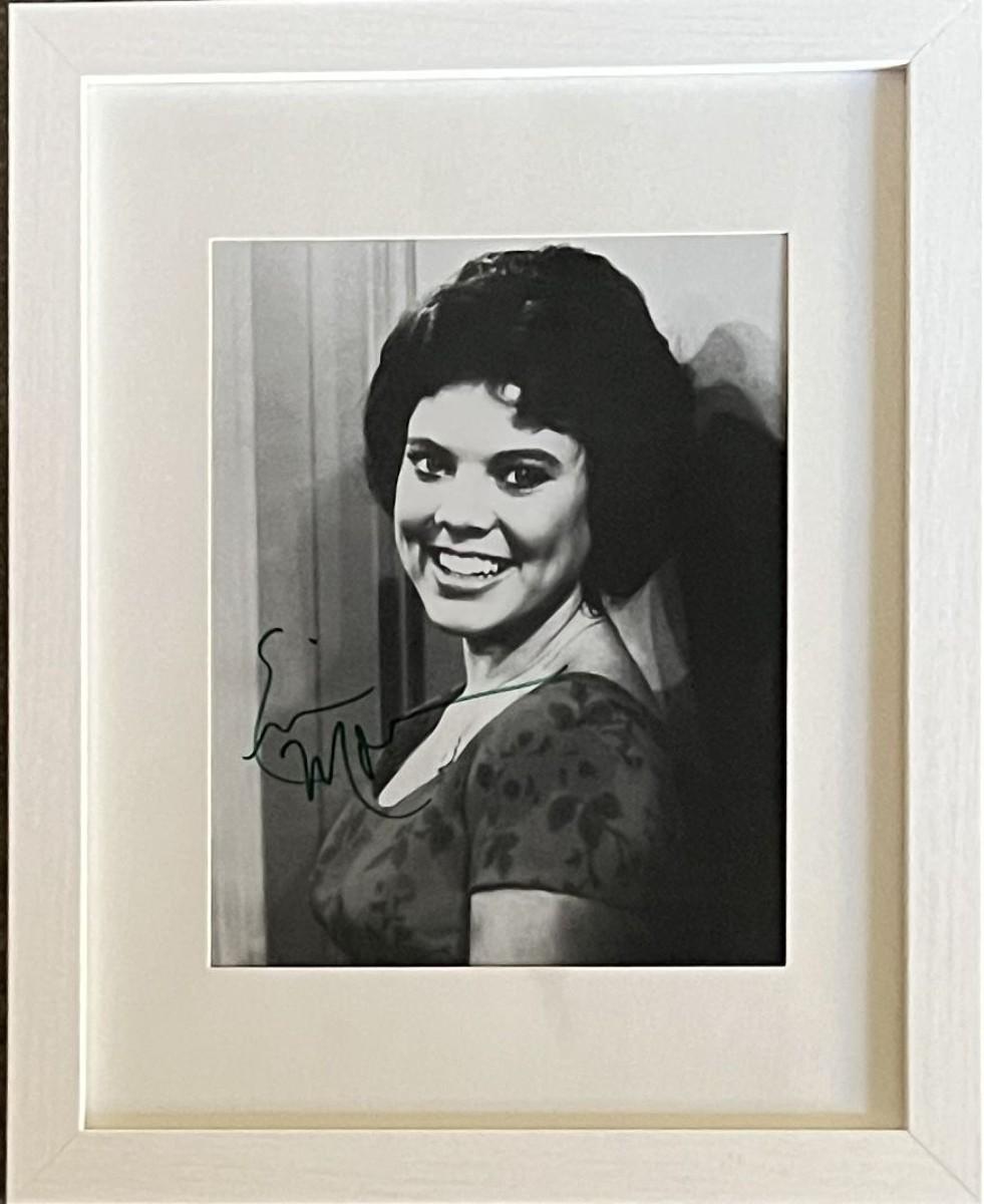 Happy Days Erin Moran signed photo | EstateSales.org