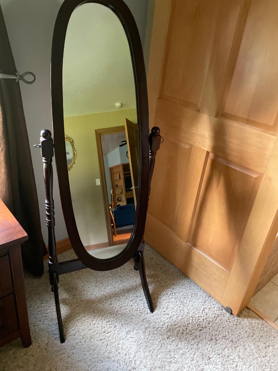 Mirror | EstateSales.org